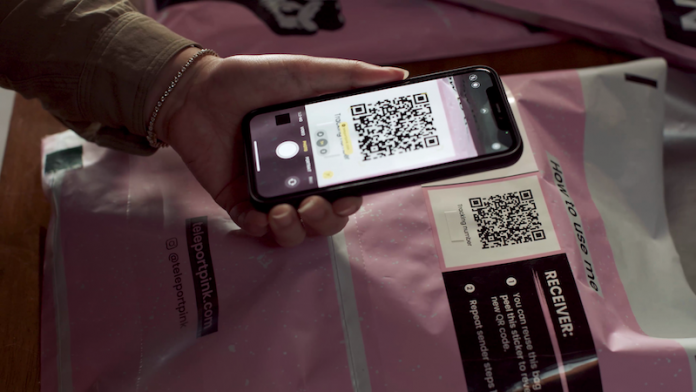 We tried Teleport Pink’s RM40 Flat Rate Next Day International Parcel ...