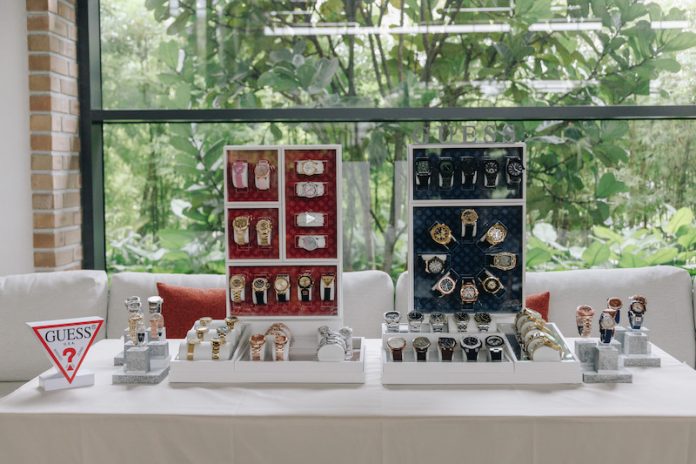 GUESS Malaysia Launches New Spring 2023 Handbags & Timepieces ...