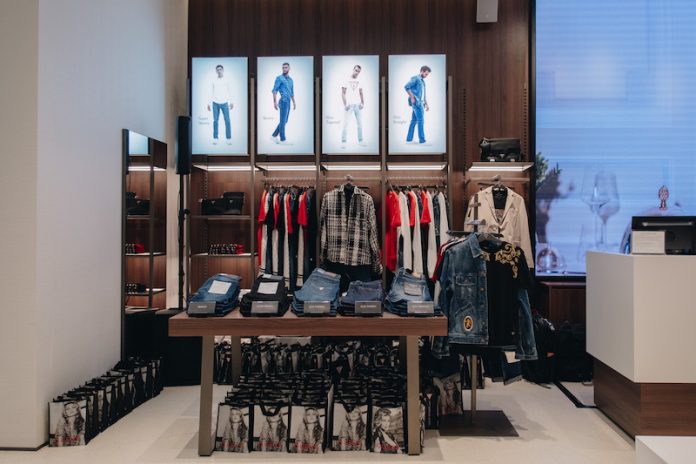 GUESS Debuts innovative Retail Experience at The Exchange TRX Kuala ...